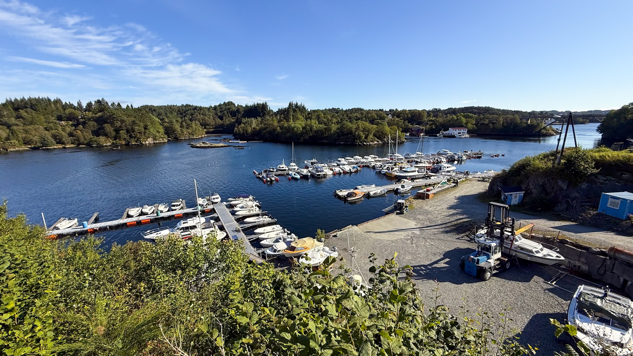 Hjemmeside - Iden Marina - Nyt eit enklare båtliv, heilt uten dugnad ⚓